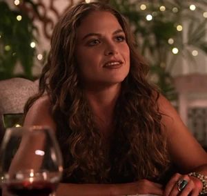 Lexi Wolf (Husband, Wife, and Their Lover) | Villainous Beauties Wiki ...