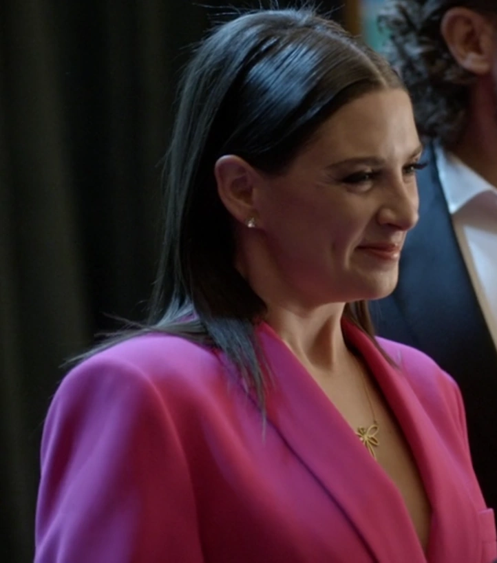 Grace Perkins (Meet the Killer Parents) | Villainous Beauties Wiki | Fandom