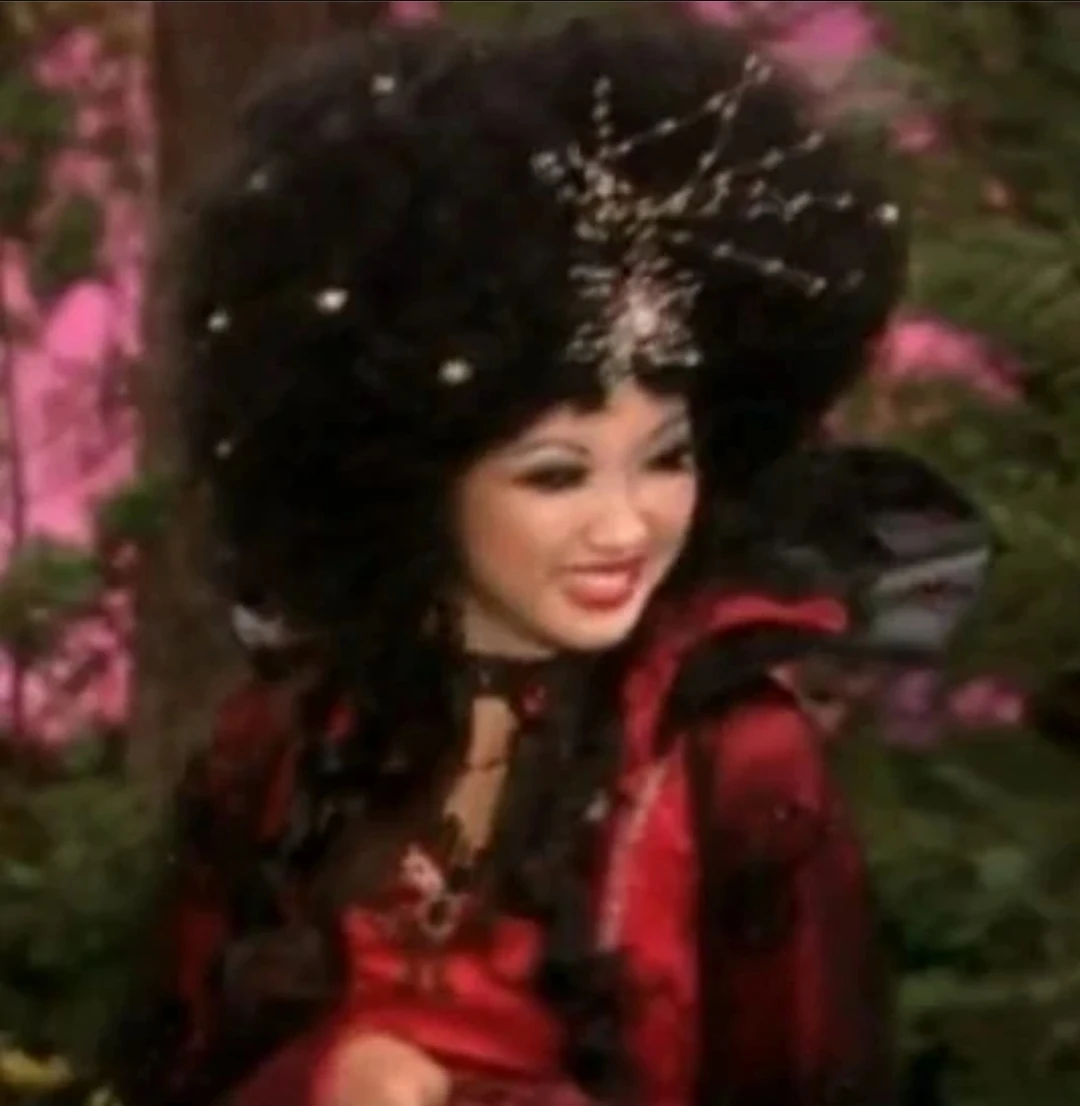 Wicked Queen (The Suite Life on Deck) | Villainous Beauties Wiki | Fandom