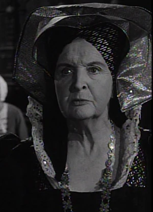 Dame Alice Mervyn (Thriller) | Villainous Beauties Wiki | Fandom