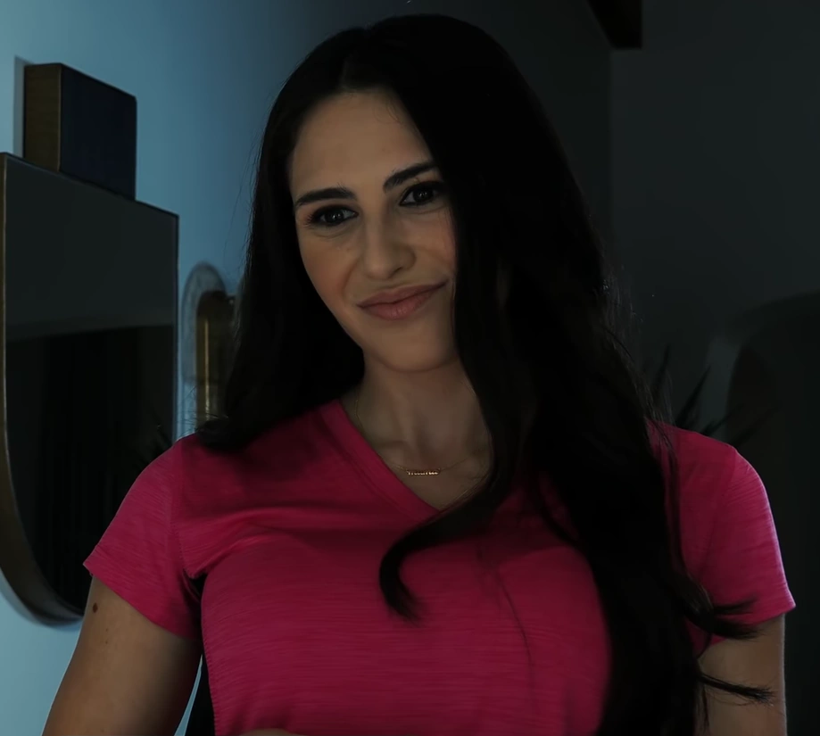 User blog:CEDJunior/Brunette Neighbor (SoulSnack) | Villainous Beauties ...