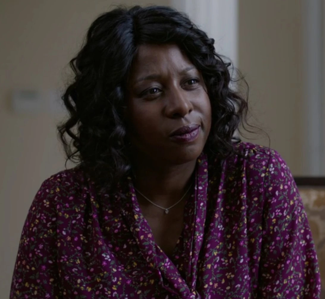 Rose Hammond (Beware of the Midwife) | Villainous Beauties Wiki | Fandom