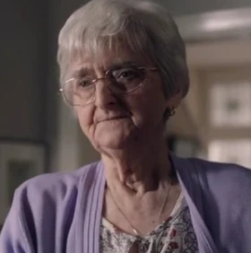 Mrs. McMurtle (Creeped Out) | Villainous Beauties Wiki | Fandom