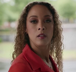 Kim Reville (The Ex Obsession) | Villainous Beauties Wiki | Fandom