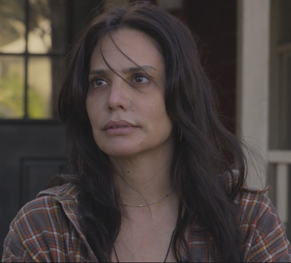 Mercedes Ruiz (Walker) | Villainous Beauties Wiki | Fandom