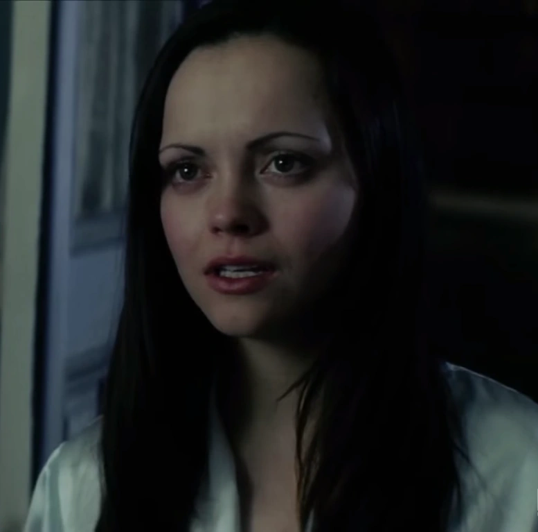 Ellie Myers (Cursed) | Villainous Beauties Wiki | Fandom