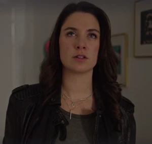 Grace Perkins (Meet the Killer Parents) | Villainous Beauties Wiki | Fandom