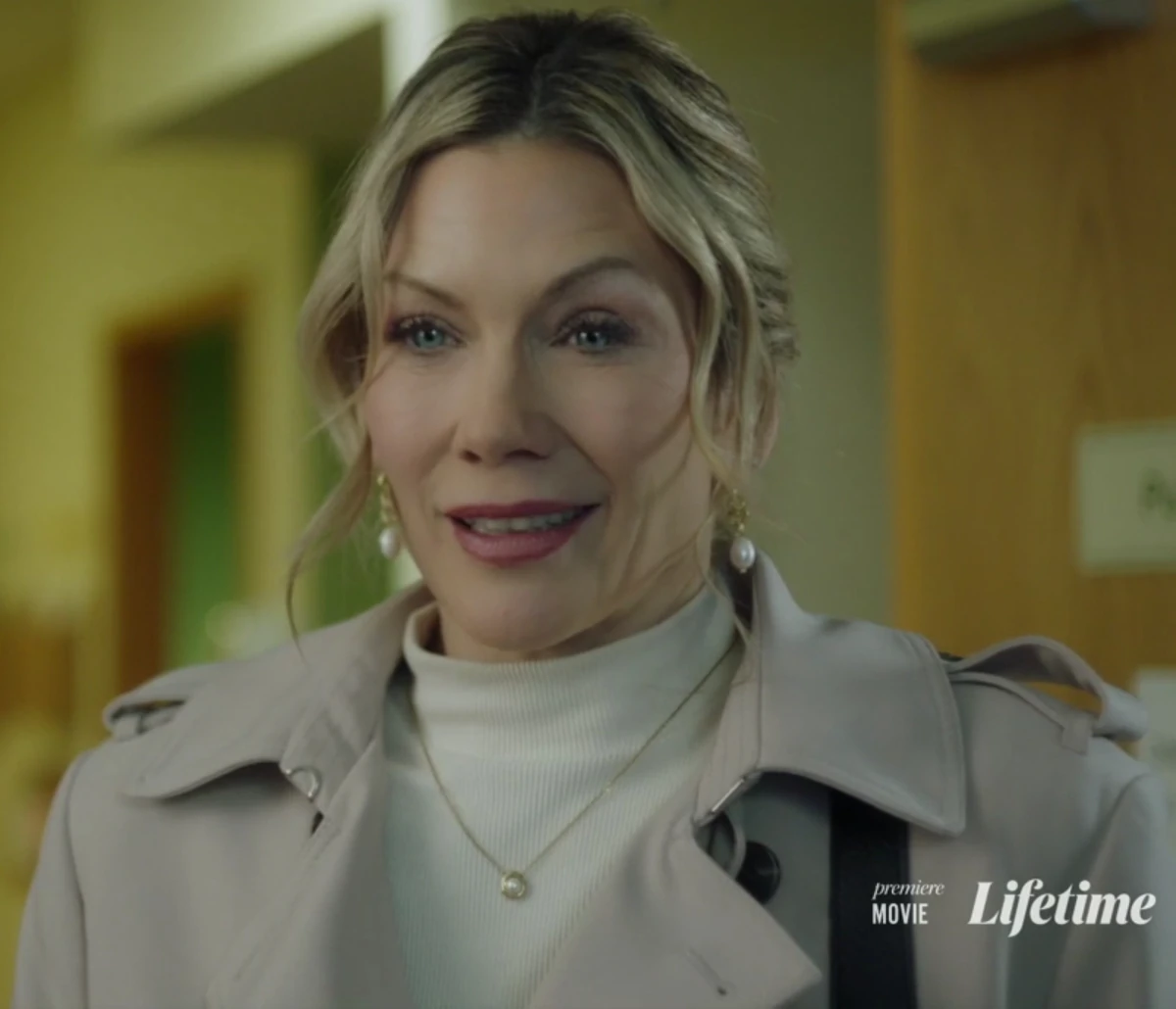 Eva Roberts (The Replacement Daughter) | Villainous Beauties Wiki | Fandom