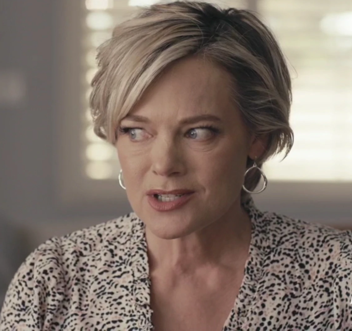 Lacy Settle (Nightmare School Moms) | Villainous Beauties Wiki | Fandom