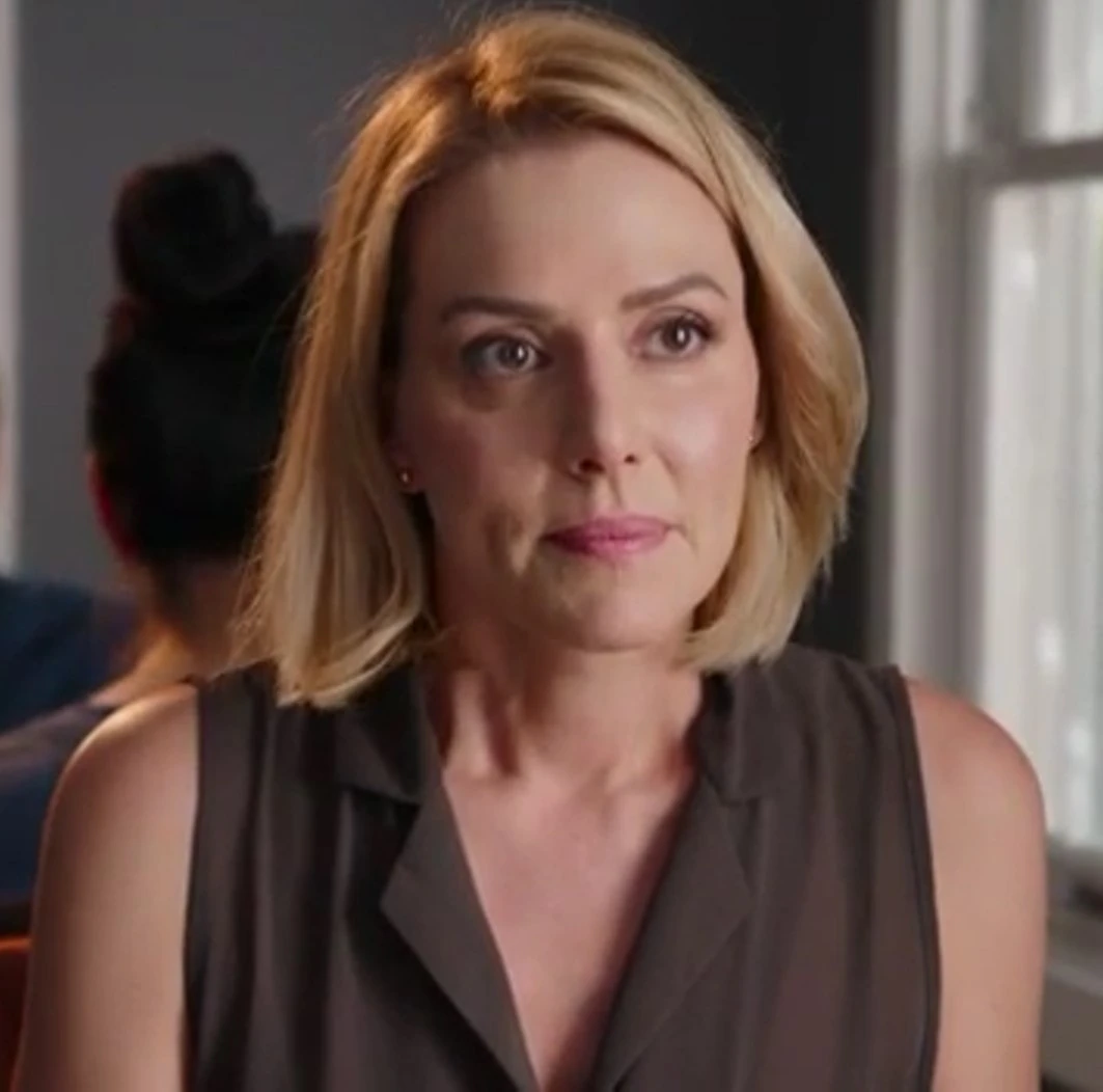 Tanya Jackson (Deadly Mile High Club) | Villainous Beauties Wiki | Fandom