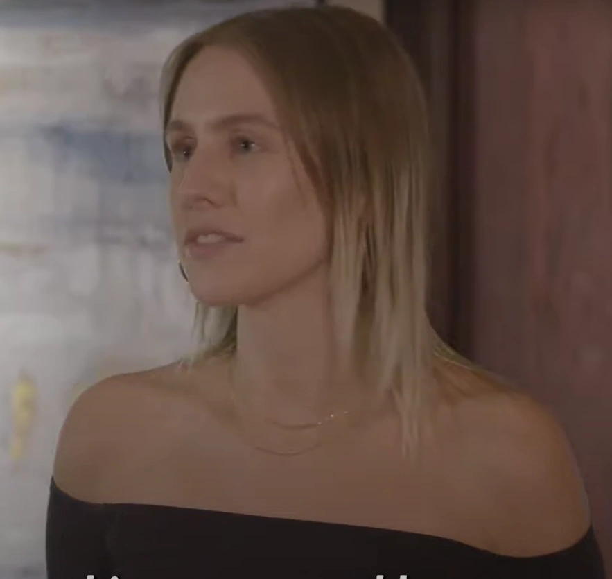 Lara Evans (Paradigm Studios) | Villainous Beauties Wiki | Fandom