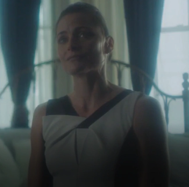 Gwendolyn Ingram (Two Sentence Horror Stories) | Villainous Beauties ...