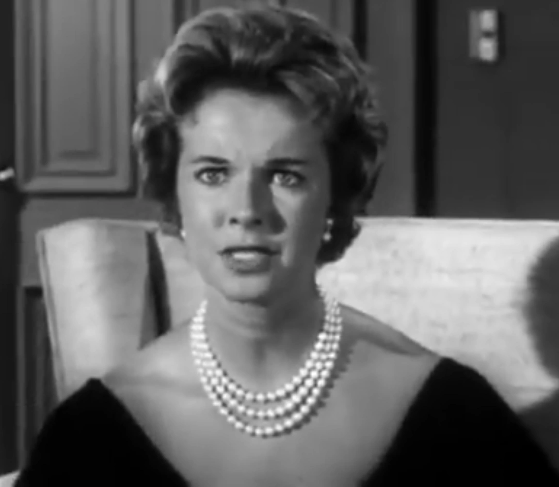 Sylvia Walsh (Thriller) | Villainous Beauties Wiki | Fandom