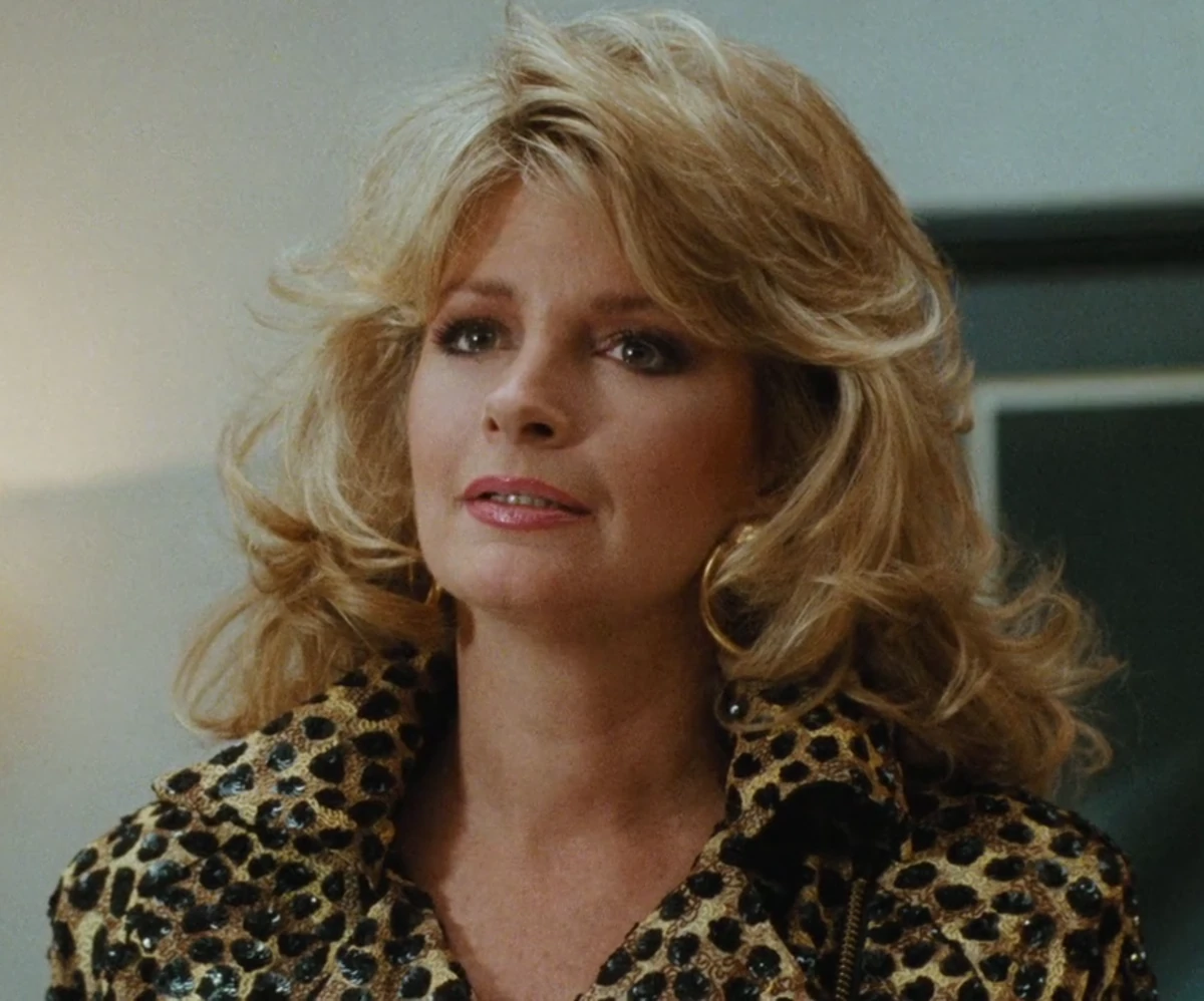 Dian Hunter (Columbo) | Villainous Beauties Wiki | Fandom