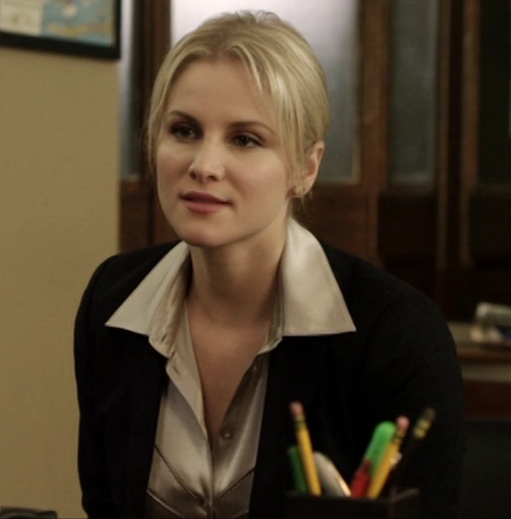 Chelsea Cole (Blue Bloods) | Villainous Beauties Wiki | Fandom