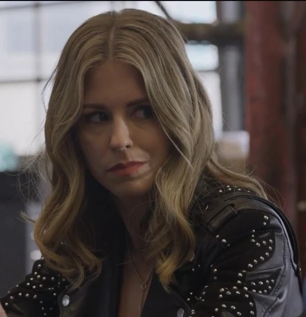 Cali (Walker) | Villainous Beauties Wiki | Fandom