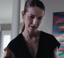Sadie Montgomery (Newlywed Nightmare) | Villainous Beauties Wiki | Fandom