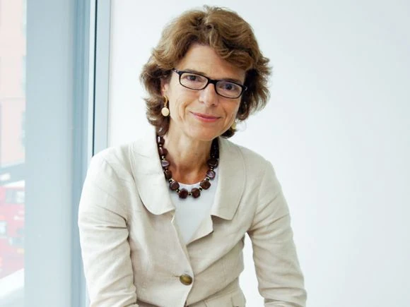 Vicky Pryce | Villains History Versos Galery Wiki | Fandom