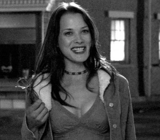 Vicki Salinas | Villains Wiki | Fandom