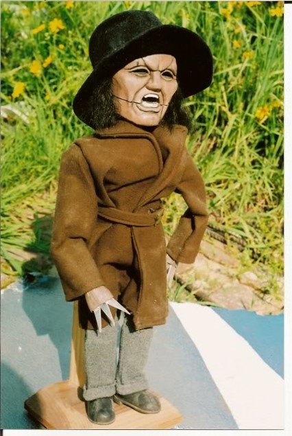 Puppet Master Retro Blade