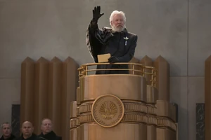 President Coriolanus Snow/Gallery | Villains Wiki | Fandom