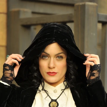 Panic At The Disco Lead Singer Mona Lisa