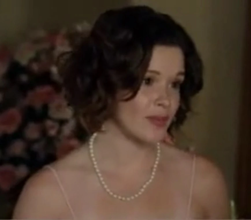 Betsy Monroe | Villains Wiki | Fandom