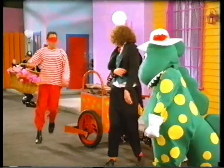 Rose Robber | Villains Wiki | Fandom