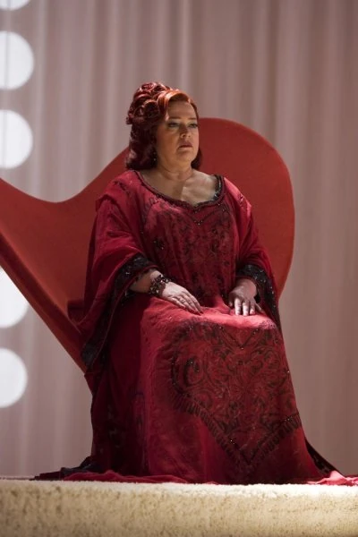 RED QUEEN 2 | Villains in history Wiki | Fandom