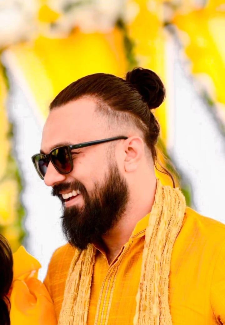 Abhishek Singh | Vinayak Singh Oberoi Wiki | Fandom