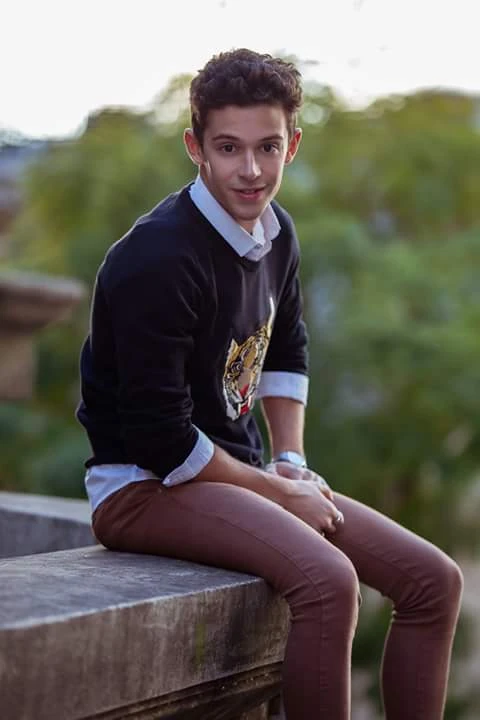 Ruggero Pasquarelli | Violetta Wiki | Fandom