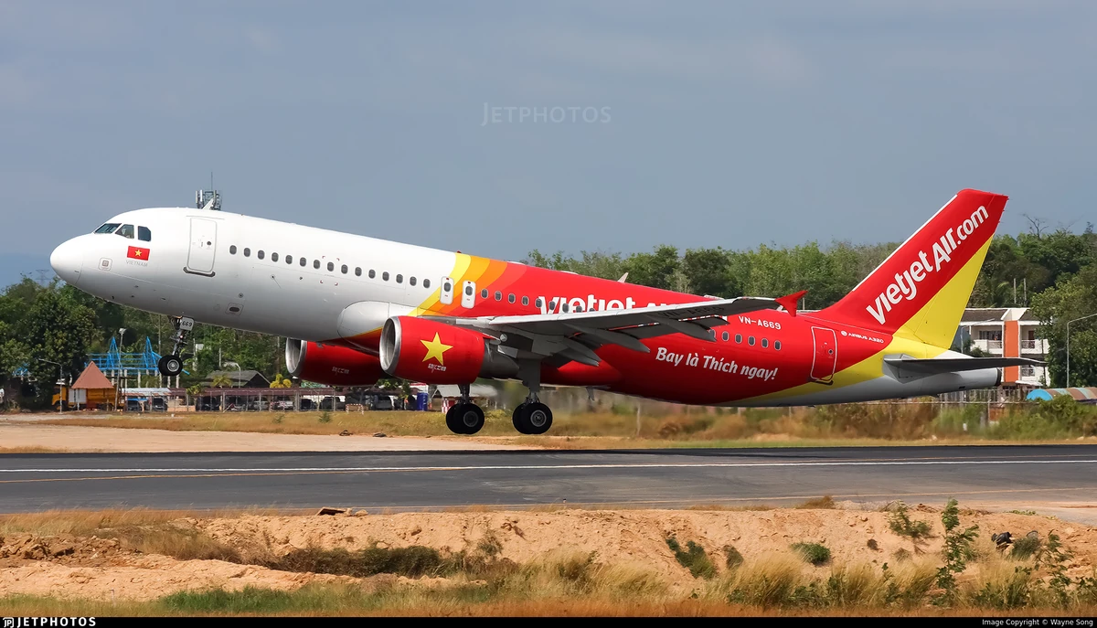 2024 Solokor Airport ground collision | Virtual Aviation Accidents Wiki ...