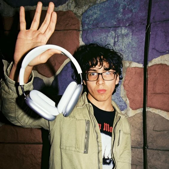 Riovaz | Virtual records Wiki | Fandom