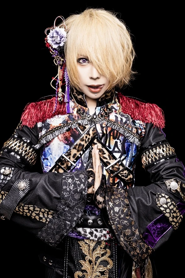 Shiro (AMONOVA) | Wiki Visual Kei | Fandom