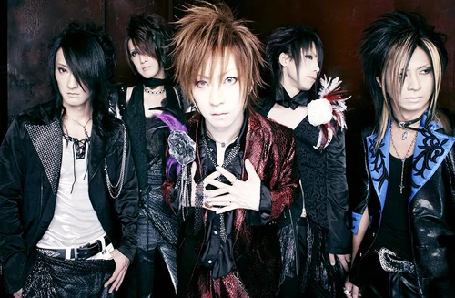 Qash | Visual Kei Encyclopaedia | Fandom