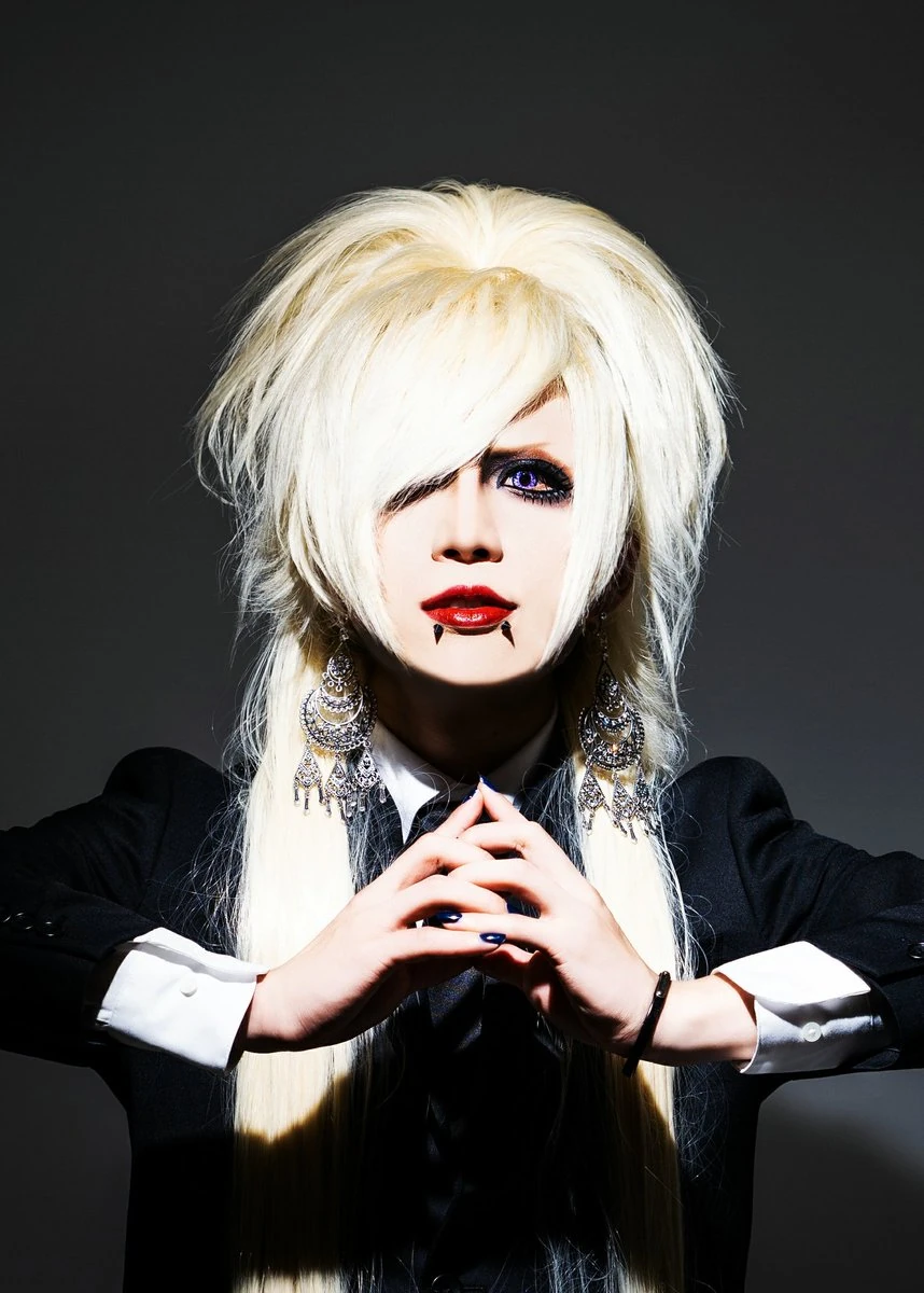 Aine (MERALOA) | Wiki Visual Kei | Fandom