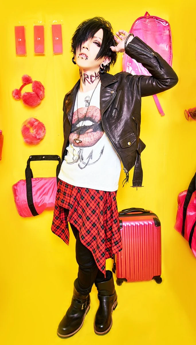 SHiO (TRNTY D:CODE) | Wiki Visual Kei | Fandom