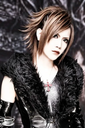 Tomoya (XANVALA) | Wiki Visual Kei | Fandom