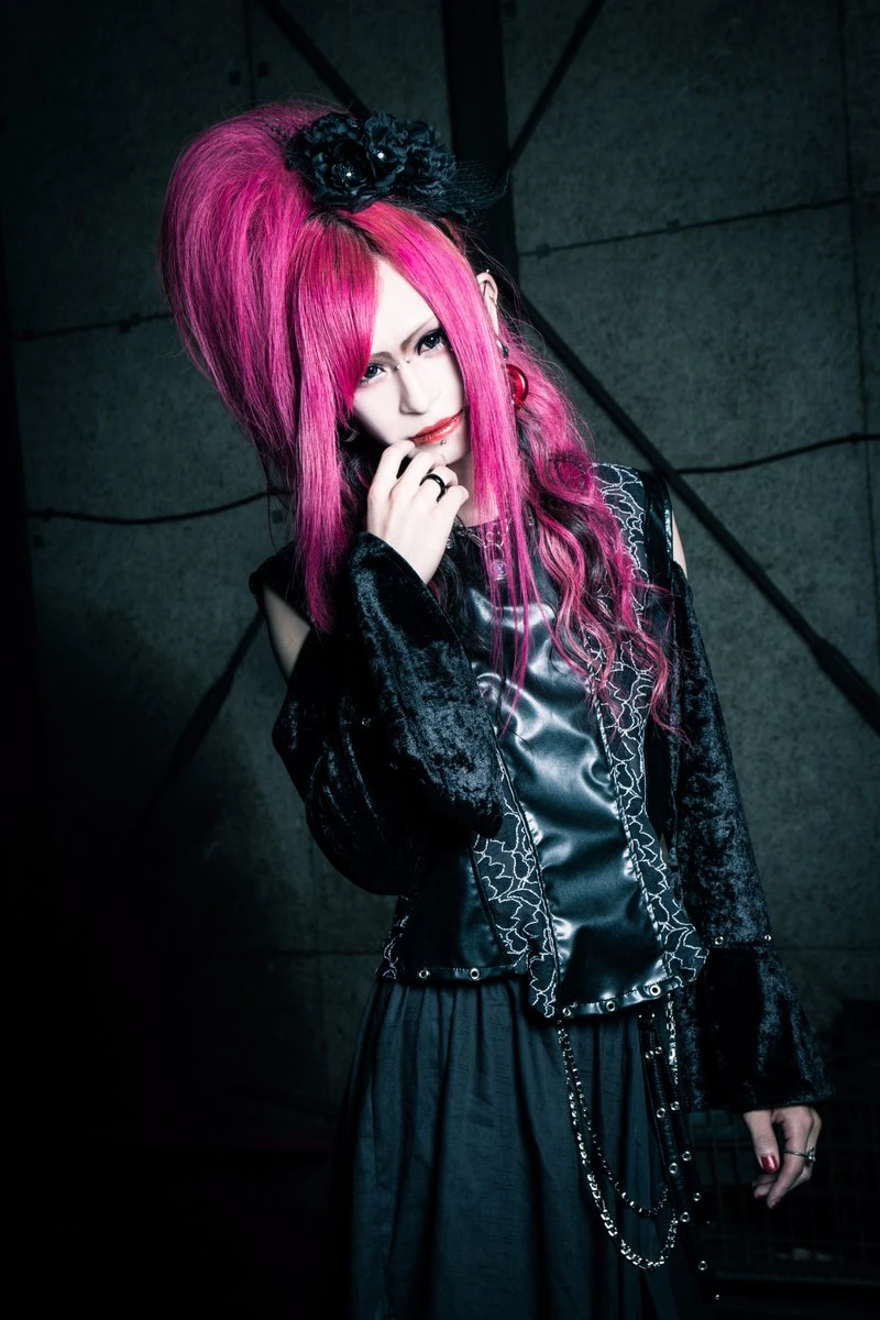Kurosuke (.R) | Wiki Visual Kei | Fandom