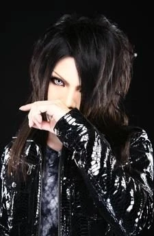 Hiro (VIRULENT) | Wiki Visual Kei | Fandom