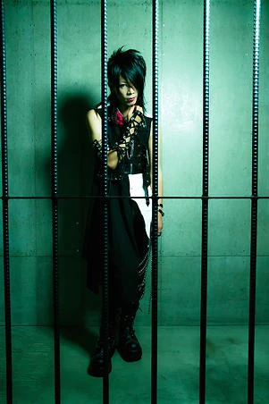 Toshiya (DictavE) | Wiki Visual Kei | Fandom