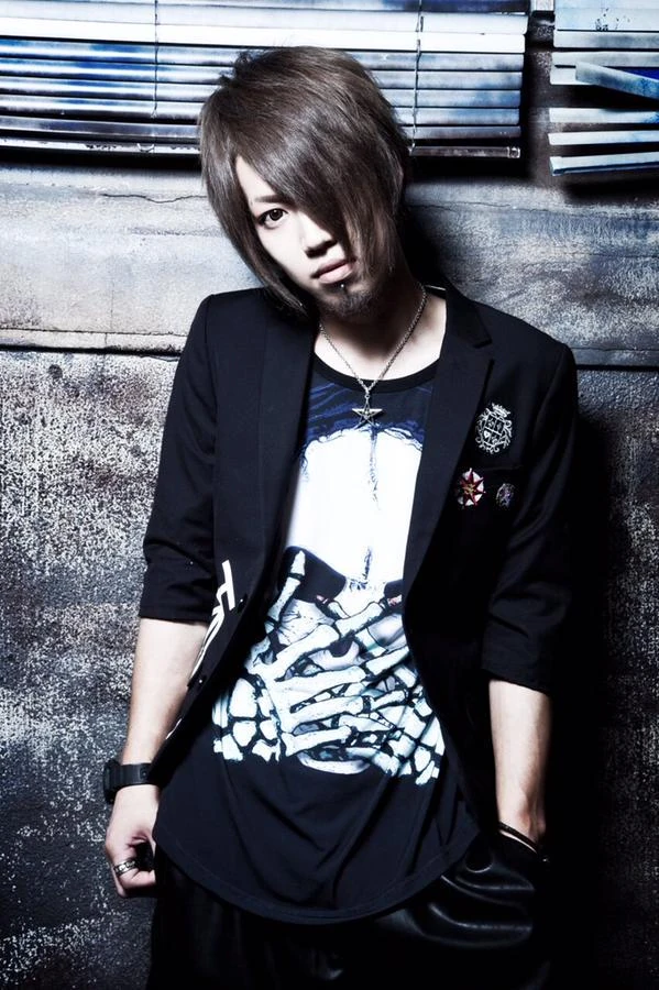 Azu | Wiki Visual Kei | Fandom