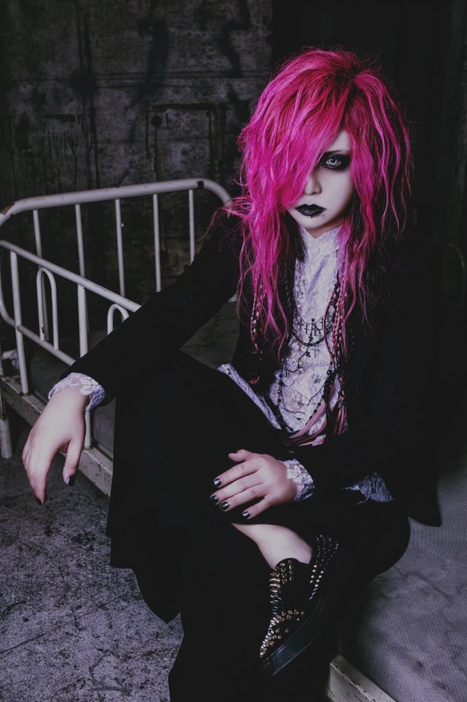 Charlie (DOBE) | Wiki Visual Kei | Fandom