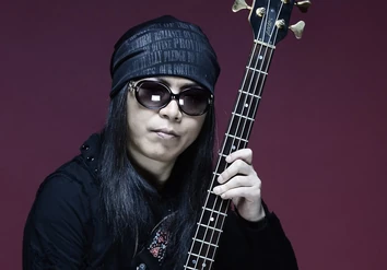Yuichiro Uchida | Wiki Visual Kei | Fandom