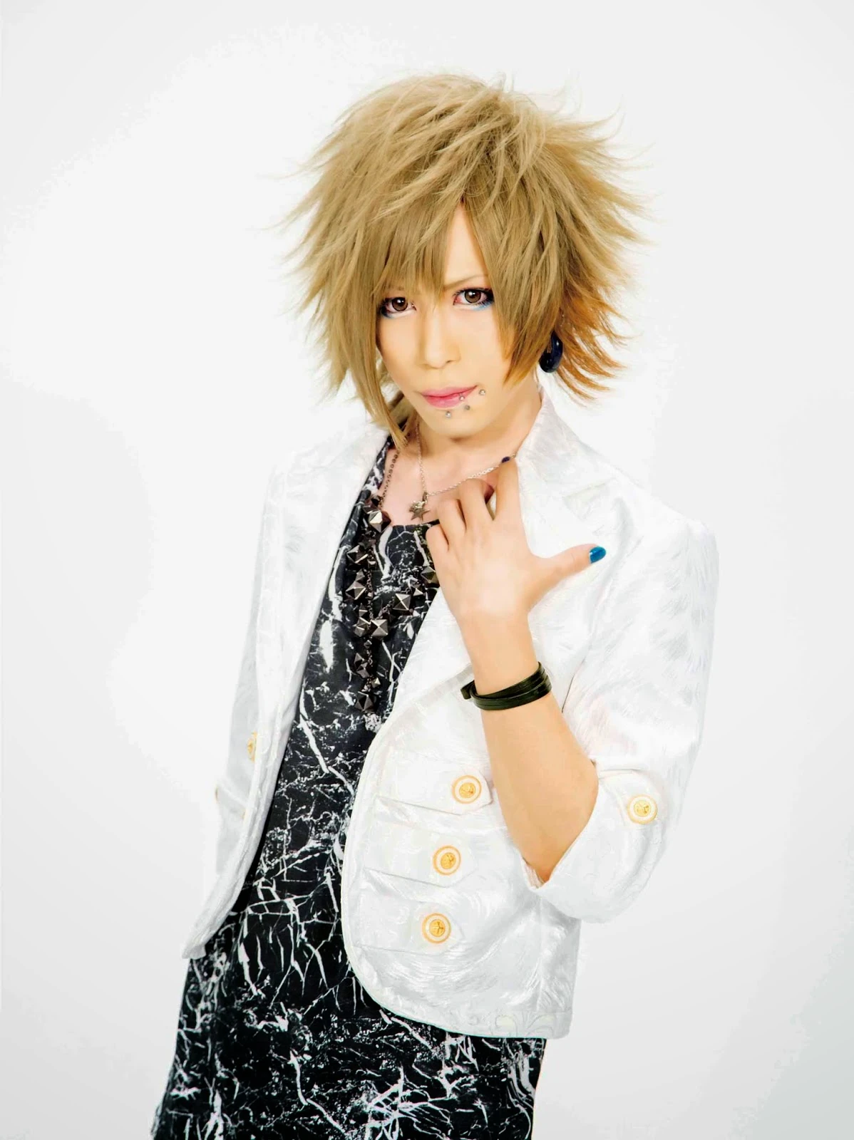 Jun (Lig) | Wiki Visual Kei | Fandom