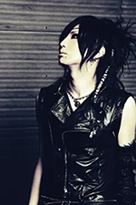 Aki (Sadie) | Wiki Visual Kei | Fandom