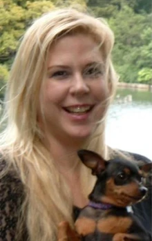 Lynn Harris | Voice Actors from the world Wikia | Fandom
