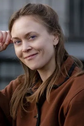 Álfrún Helga Örnólfsdóttir | Voice Actors from the world Wikia | Fandom