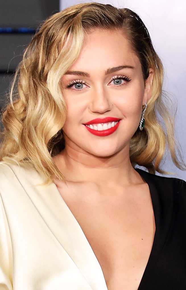 Miley Cyrus Voice Actors From The World Wikia Fandom