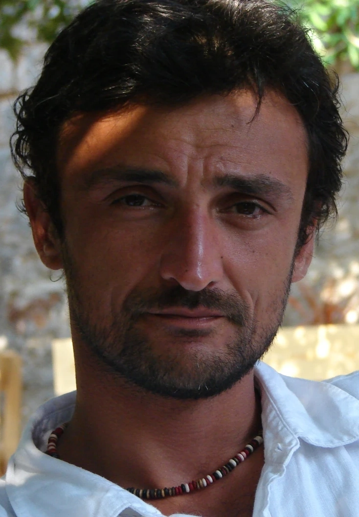 Damian Victor Oancea | Voice Actors from the world Wikia | Fandom